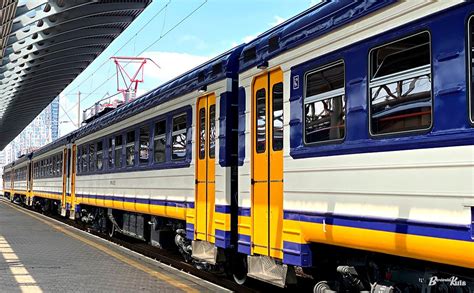 У Києві погоджують нові назви для станцій Кільцевої електрички що