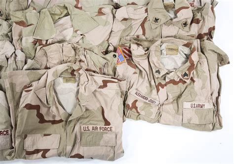 Sold Price Us Army Camo Uniform Dcu September 6 0120 1 00 Pm Edt