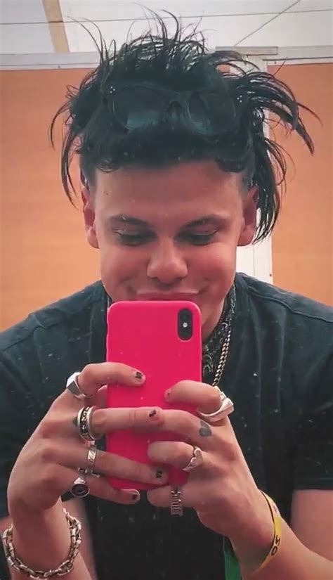 Pin By GhØst V On 🖤yungblud🖤 Dominic Harrison Celebs Singer