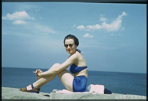 40年代在海濱享受日光浴的美女老照片 每日頭條