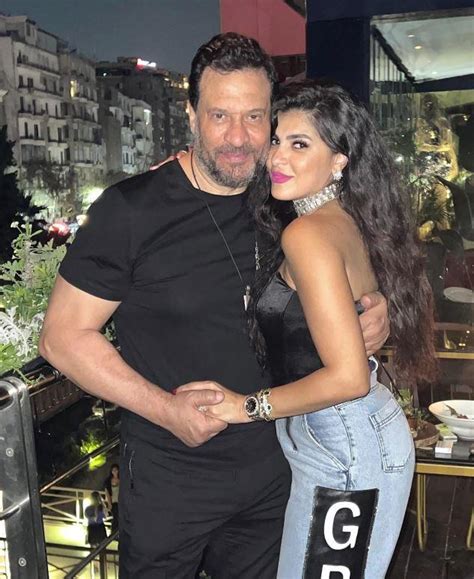 ماذا قال ماجد المصري عن فارق السن بينه وبين زوجته؟ مصراوى