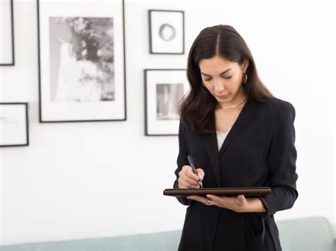 Hp Has Totally Changed The Pc Game With The Spectre Folio Remix Magazine