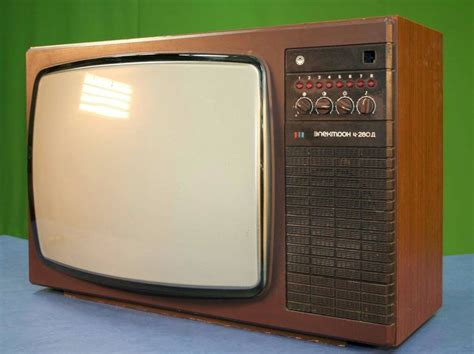 Пин от пользователя Jess McIntyre на доске Vintage TV's | Винтажное ...