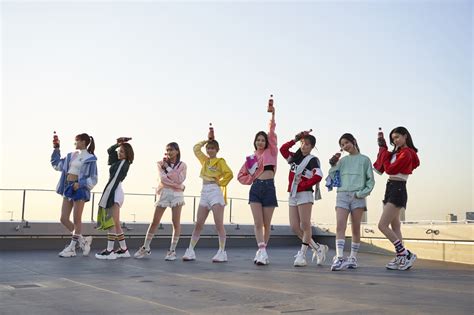 メイキング画像たっぷり！ Niziuが「コカ・コーラ」新cmに出演 ｜ ガジェット通信 Getnews