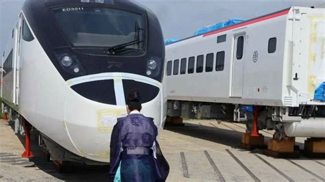 【画像有】日立、台湾向けの新型特急電車600両の第1編成が完成。 896590257