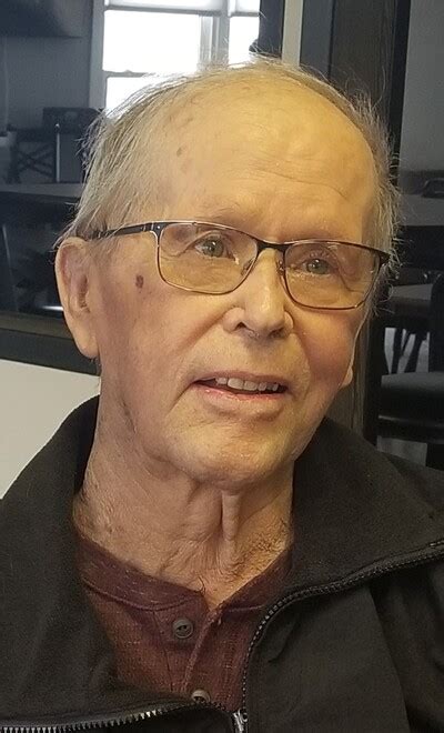 Obituary Lowell Alfred Seifert Of Sleepy Eye Minnesota Minnesota