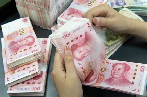 人民元、静かに地歩を固める Wsj