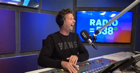 Luisteraar In Wat Vindt Nederland Ik Dacht Dat Ik Dikke Tieten Kreeg