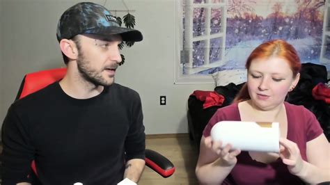 Animour Sex Machine Thrusting Dildo Unboxing And Masturbation Sophia