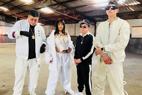 Ganarle A La Vida Sin Perder La Humildad As Es Ya No Seremos Pobres El Nuevo Hit De Flor De Rap