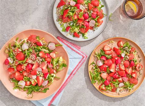 Andijviesalade Met Radijs En Aardbeidressing Recept Allerhande