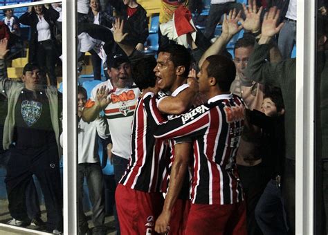Tricolor Encara Trio Da Degola Para Reagir No Brasileiro Spfc