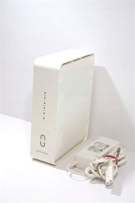 ROUTER TECHNICOLOR CGA2121 7610299067 Oficjalne Archiwum Allegro