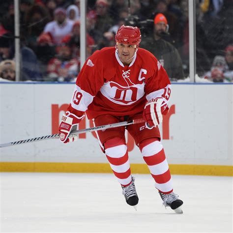 Steve Yzerman Gives Red Wings Fans A Final Thrill At Winter Classic