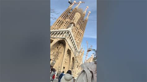 Мой вечно недовольный мужчина и я ️Это любовь🤣😅🇪🇸Барселона Испания👍🏻