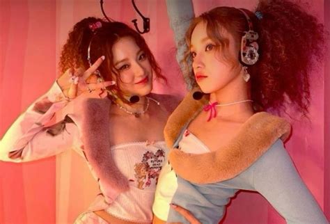 Фото юци шухуа айдл En 2024 Famosos Divertidos Fotos Divertidas