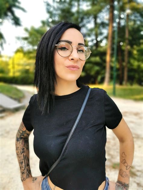 German Scout Natascha German Scout Offizielle Homepage