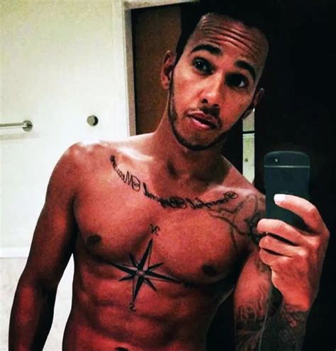 The 25 Sexiest Selfies Of 2014 Mirror Online
