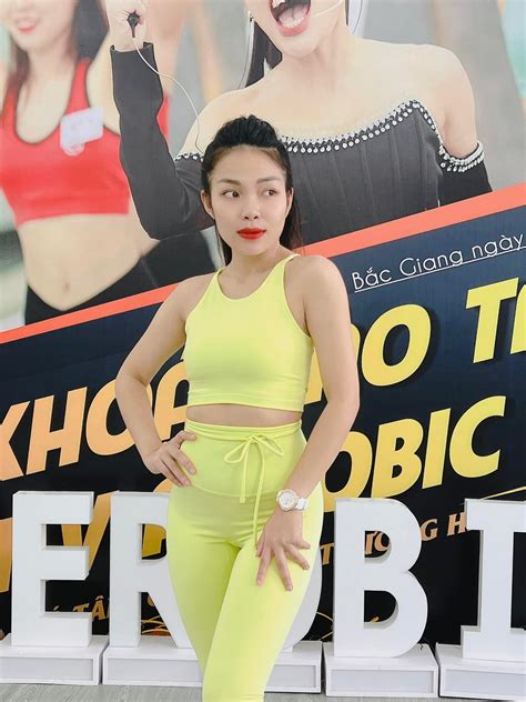 BẢo NgỌc Aerobic CÔ GÁi Đi LÊn BẰng TÀi NĂng VÀ NỖ LỰc Bảo Ngọc Aerobic