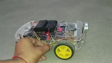 Bluetooth Controlled Obstacle Avoiding Arduino Robotic Car Youtube