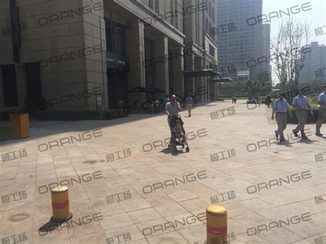 橙工场 室外西北门过道 北京远洋未来广场 报价 电话 招商 快闪店 方案