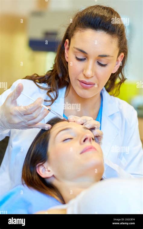 Syringe Botox Cosmetic Medicine Botulinum Toxin Treatment Involves