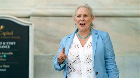 Democrats Unveil Fresh Effort To Revive Equal Rights Amendment