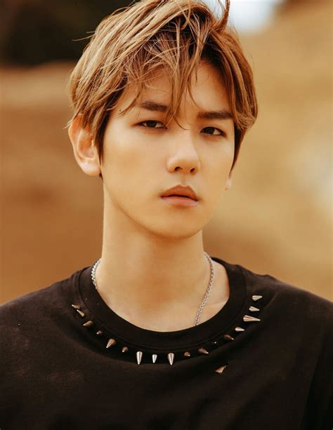Exo Baekhyun 2022 Wallpaper