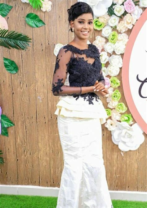 Pin By Ndeye Konate On Womens Fashion Womens Fashion Fashion Lace Skirt