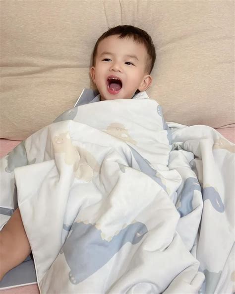 「久賴冰冰被」超柔涼感尼龍、溫和親膚、零蓋被困擾、舒眠必備、日本品質保證！ 現在夯什麼