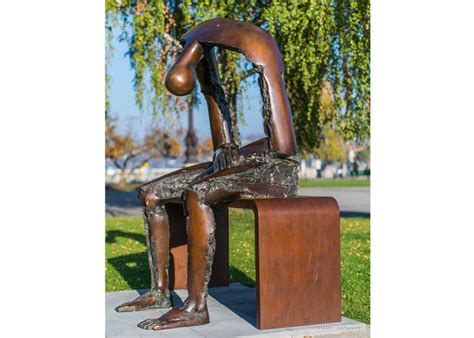 Life Size Casting Bronze Man Sitting On Bench Statue