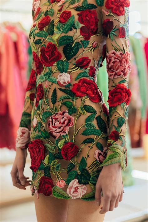 Wholesale Red Sexy Elegant Embroidery Patchwork Half A Turtleneck