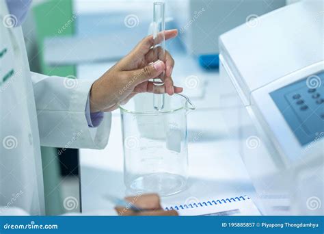 Spectrophotometer For Lab Experiments Stock Image Image Of Equipment Chemistry