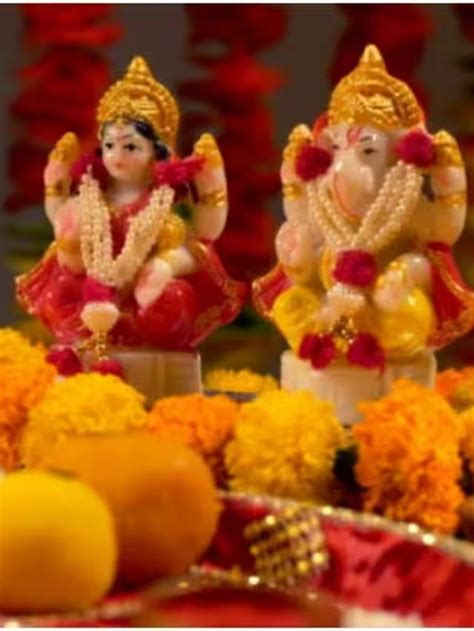 मां लक्ष्मी को बेहद पसंद है ये चीज रोजाना खाने से 4 समस्याओं का खतरा
