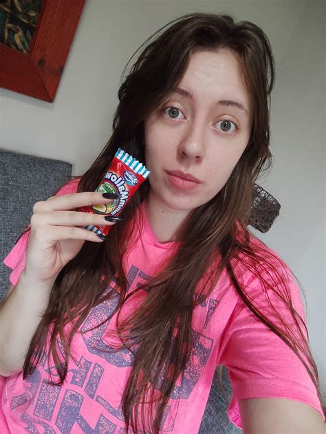 Gonna Give In On My Sweet Tooth Today 😋 Rselfie