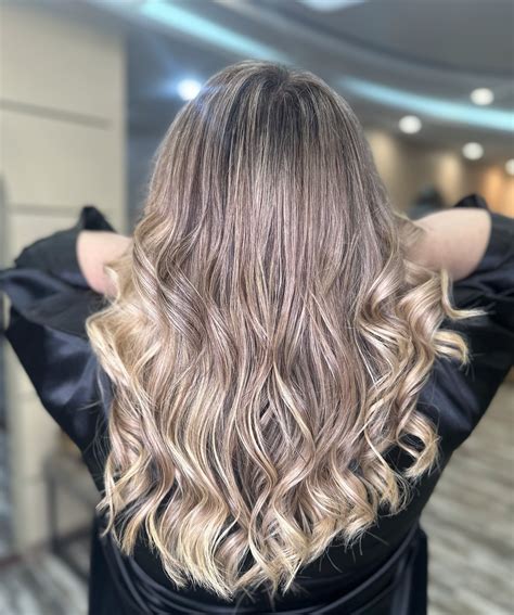 یکی از پرطرفدار ترین رنگها🥹👌🏼 تکنیکشو بلدی ؟؟؟ حتما برام تو کامنتا