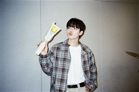 Pin De Kyuhee Em TREASURE