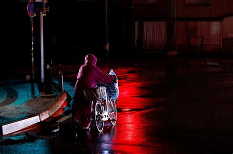 Japan Quake Survivors Face Freezing Rain Threat Of Landslides Reuters