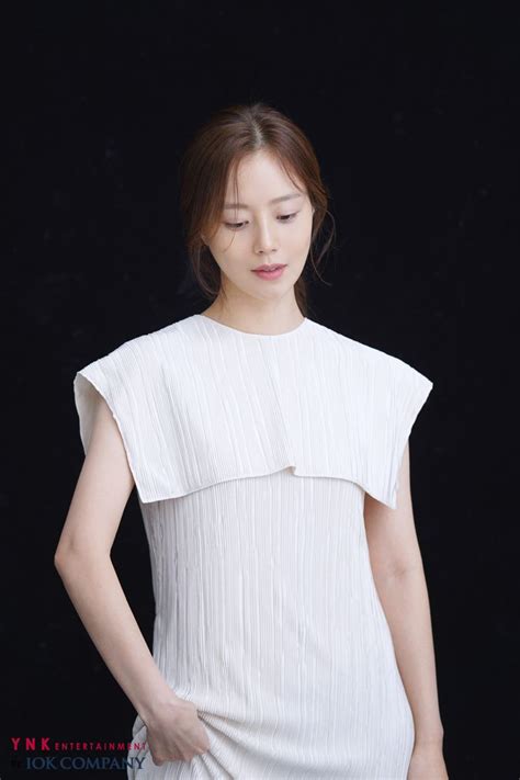 Ynk Naver Post Mcw Bts Profile Photo In Moon Chae Won Celebs Photoshoot