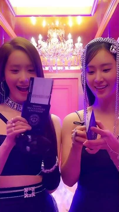 [소녀시대]광야가는 여권 받은 윤아and유리 Shorts Youtube