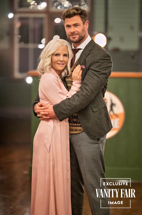 Do You Recognize This Man Its Chris Hemsworth Vanity Fair