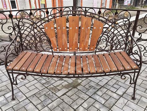 Кованая скамейка с сеткой на улицу КС-183: купить в Москве, фото, цены