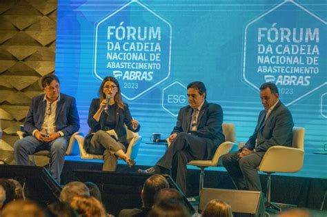 CNA participa do Fórum da Cadeia Nacional de Abastecimento