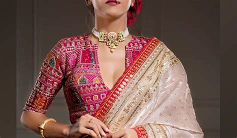 Designer Pink Blouse With White Saree