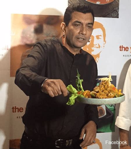 Celebrity Chef Sanjeev Kapoor Launches ‘the Yellow Chilli In Udaipur