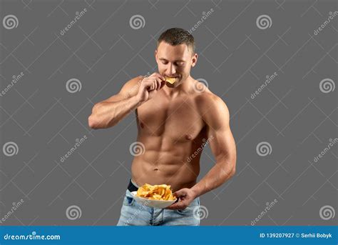 Bodybuilder Eating Chips Cheat Meal Stock Image Image Of Person