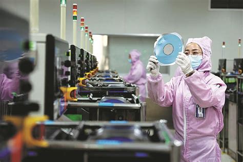 经济新闻中英双语阅读英汉对照阅读 可可英语