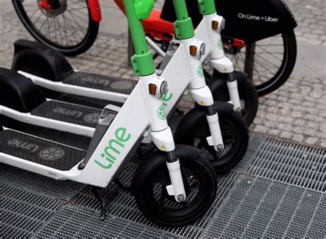 Madrid restringe a 6 000 los patinetes de tres empresas que podrán