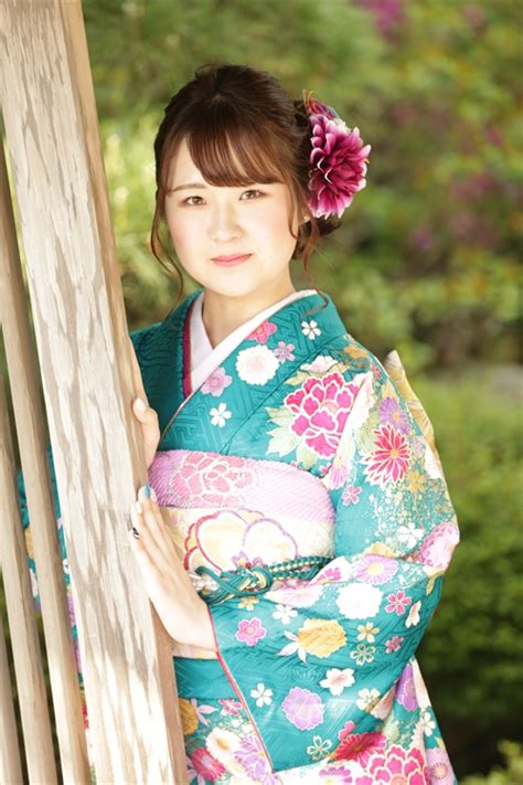 【振袖ヘア】成人式は前髪どうする？今人気の「流し前髪」が、和服姿に差をつける！長さ別、ベスト流し前髪はこちら！ 千葉県で成人式の振袖