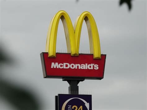 マクドナルド店員、相手の「礼儀のなさに怒る時」が納得 Frontrow